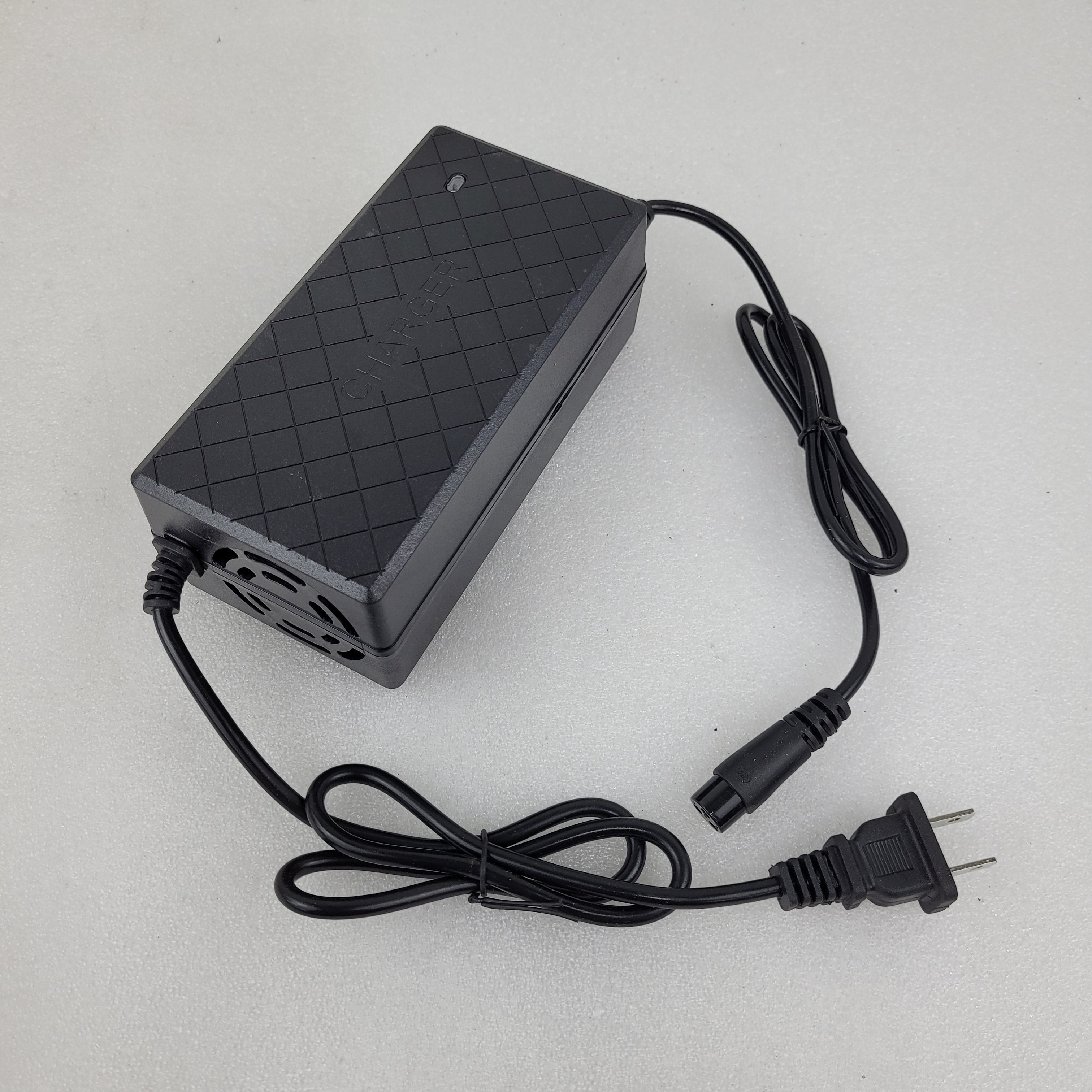 CHARGER 36V 2.5 amp | Mic Performance – micperformance